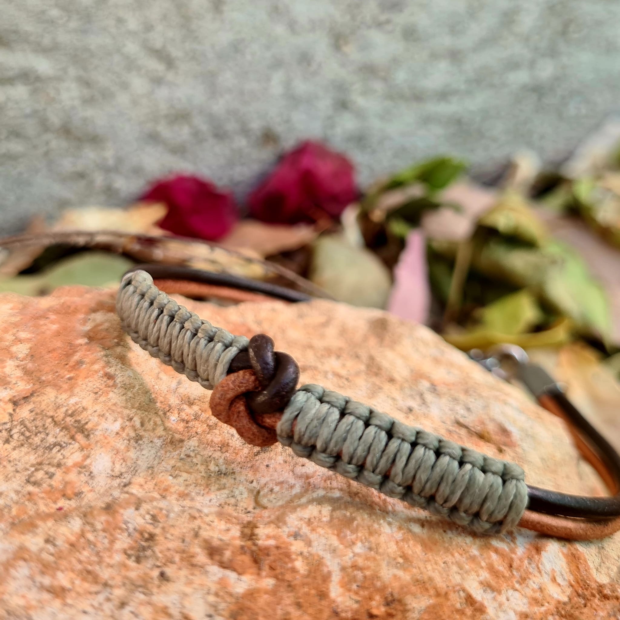 צמיד עור משולב לאישה ולגבר – MIZZE Jewelry ~ מיזה תכשיטים